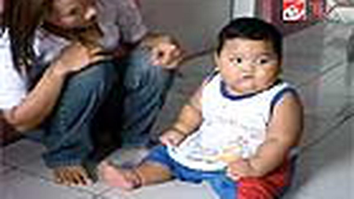 Bayi Raksasa Lahir di Semarang - Video Liputan6.com