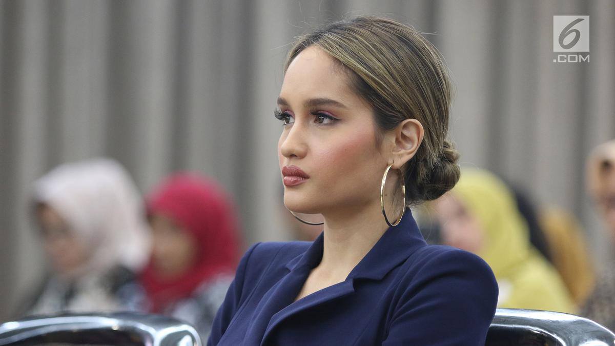 Cinta Laura Ungkap Tokoh Dunia yang Jadi Idolanya - Entertainment ...