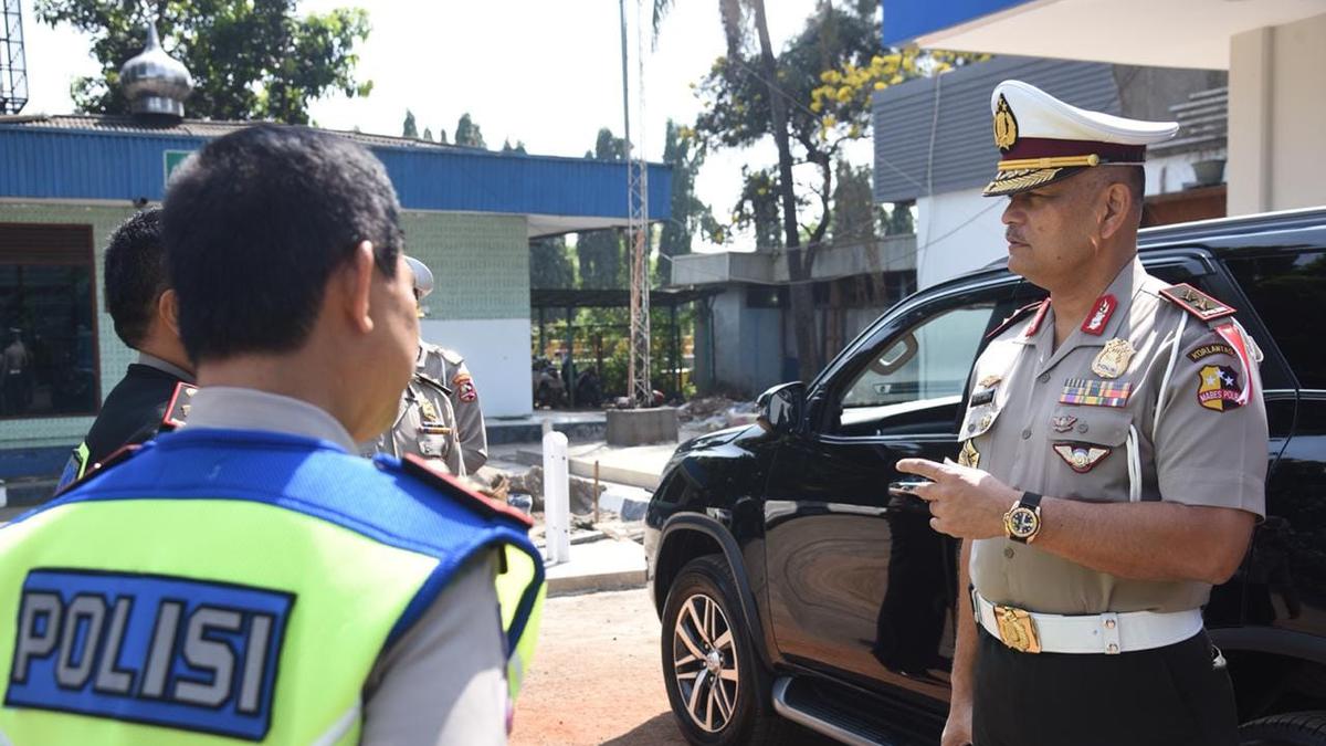 Tinjau Pos Patroli Jalan Raya, Kakorlantas Soroti Naik-Turun Penumpang ...