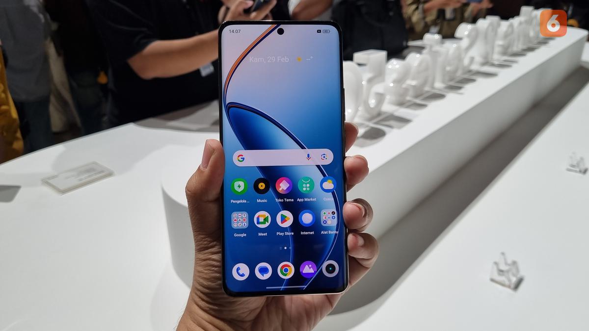 Cek Harga dan Spesifikasi Lengkap Realme 12 Pro Plus yang Resmi ...