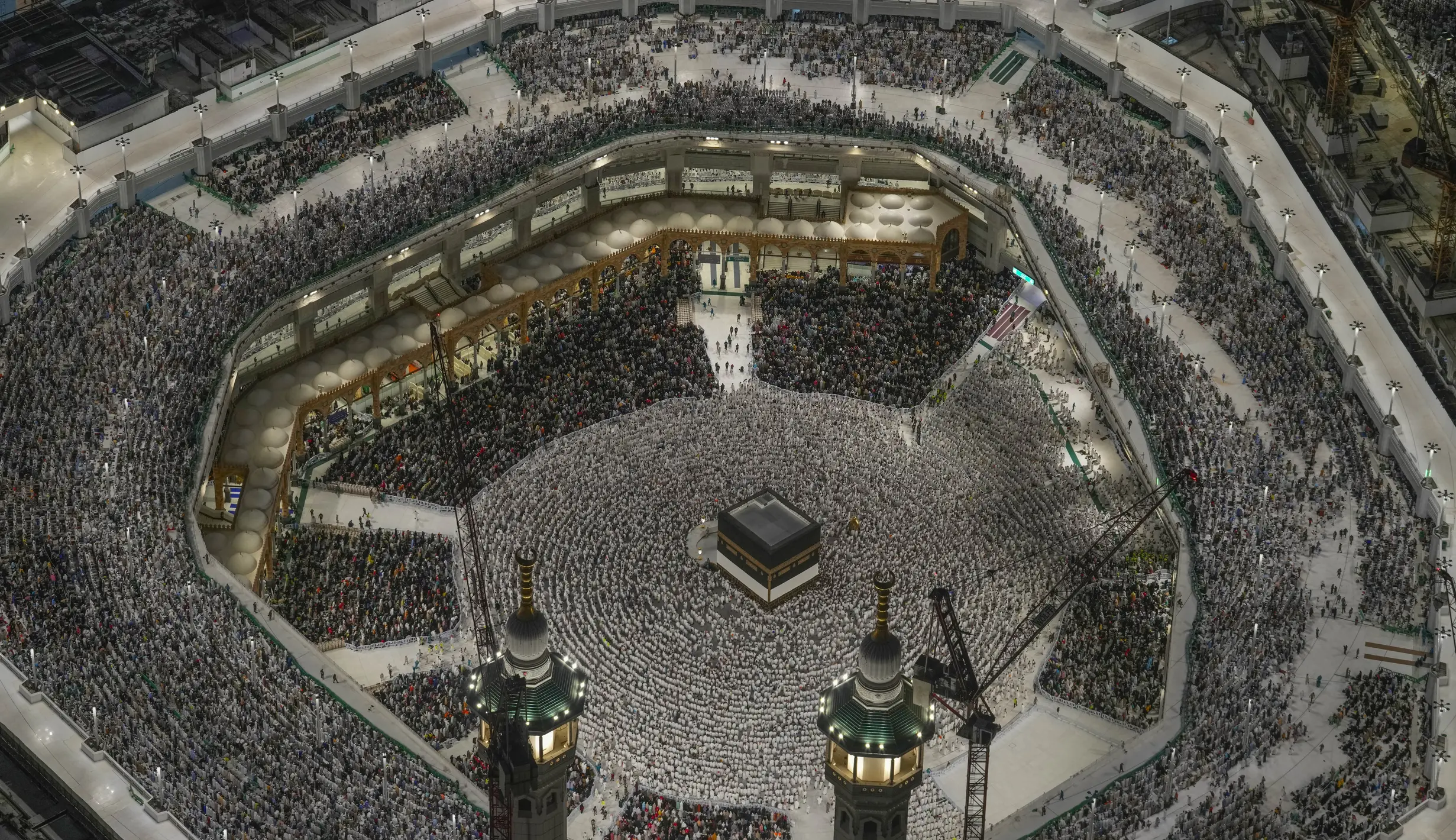 Melihat Suasana di Masjidil Haram dari Udara - Foto Liputan6.com
