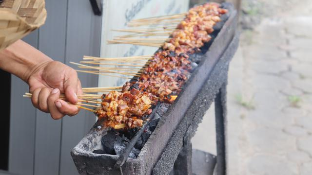 9 Cara Membuat Bumbu Sate yang Enak dan Mudah - Hot Liputan6.com