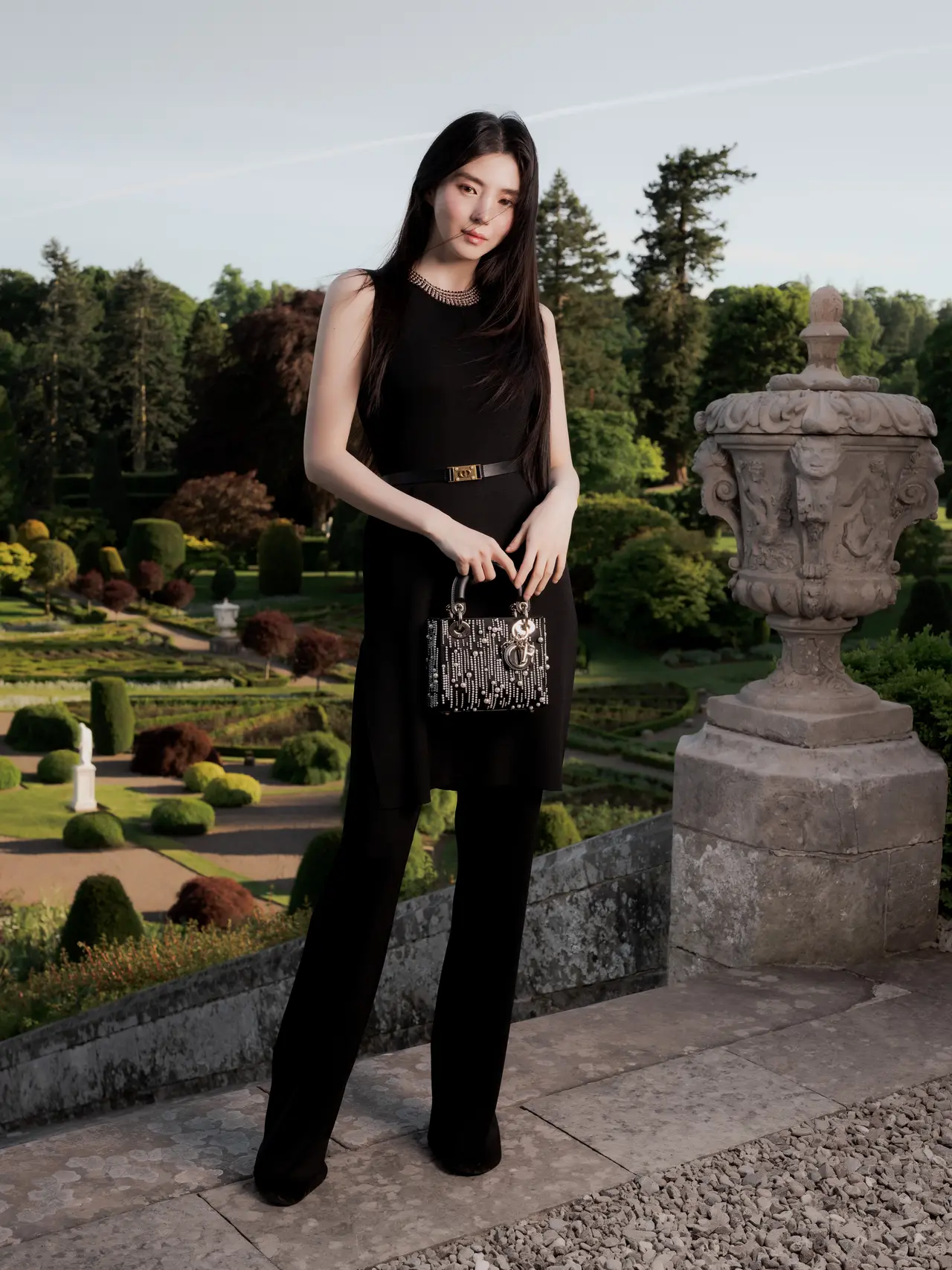 Tutorial Korean Makeup Look Han So Hee yang Curi Perhatian di Dior 2025 Cruise Collection ...