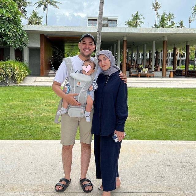 Vakum dari Dunia Hiburan Sejak 2018, Ini 6 Potret Terbaru Aktor Riza Shahab - Hot Liputan6.com