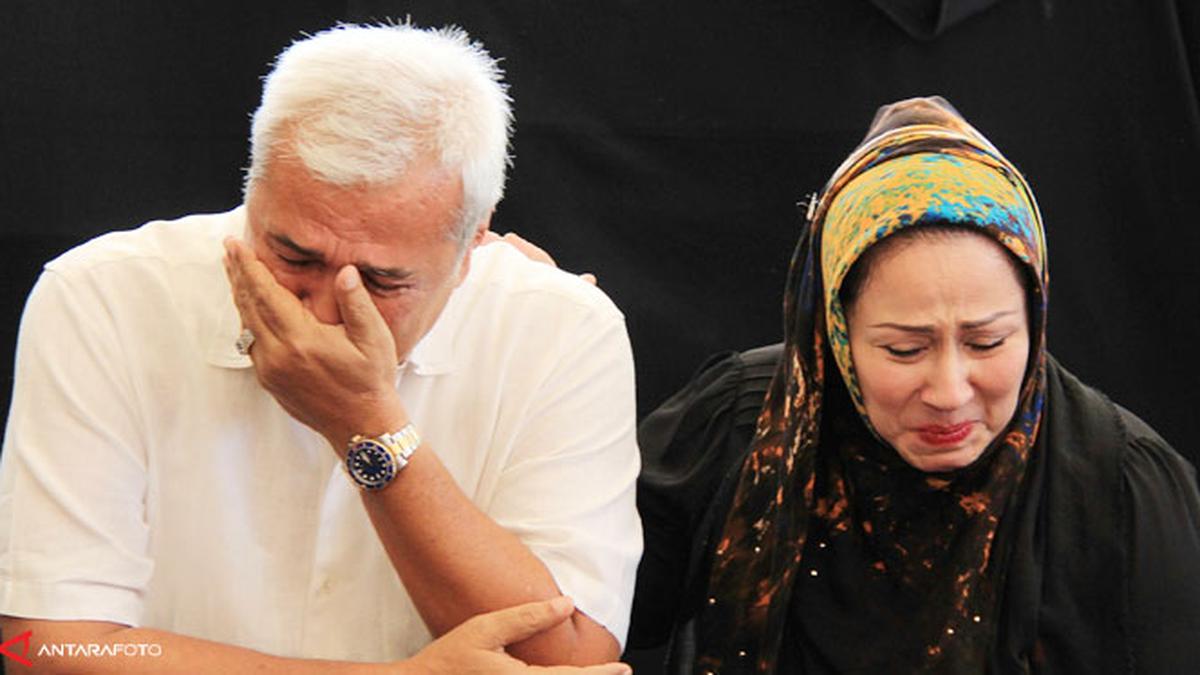 Camelia Malik-Harry Capri Diberi Waktu 2 Minggu untuk Mediasi - ShowBiz ...