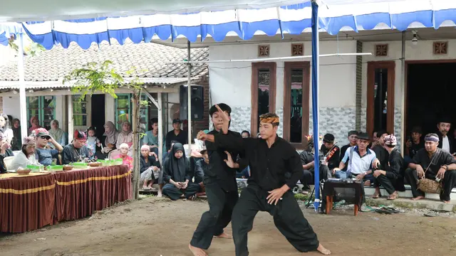 Tradisi Pencak Sumping Banyuwangi, Perpaduan Seni Bela Diri dan Budaya ...