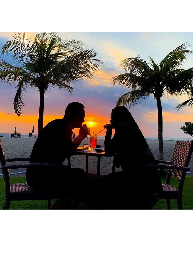 Hamil Setelah 7 Tahun Menanti, Ini 6 Momen Romantis Lyra Virna dan Fadlan - Hot Liputan6.com