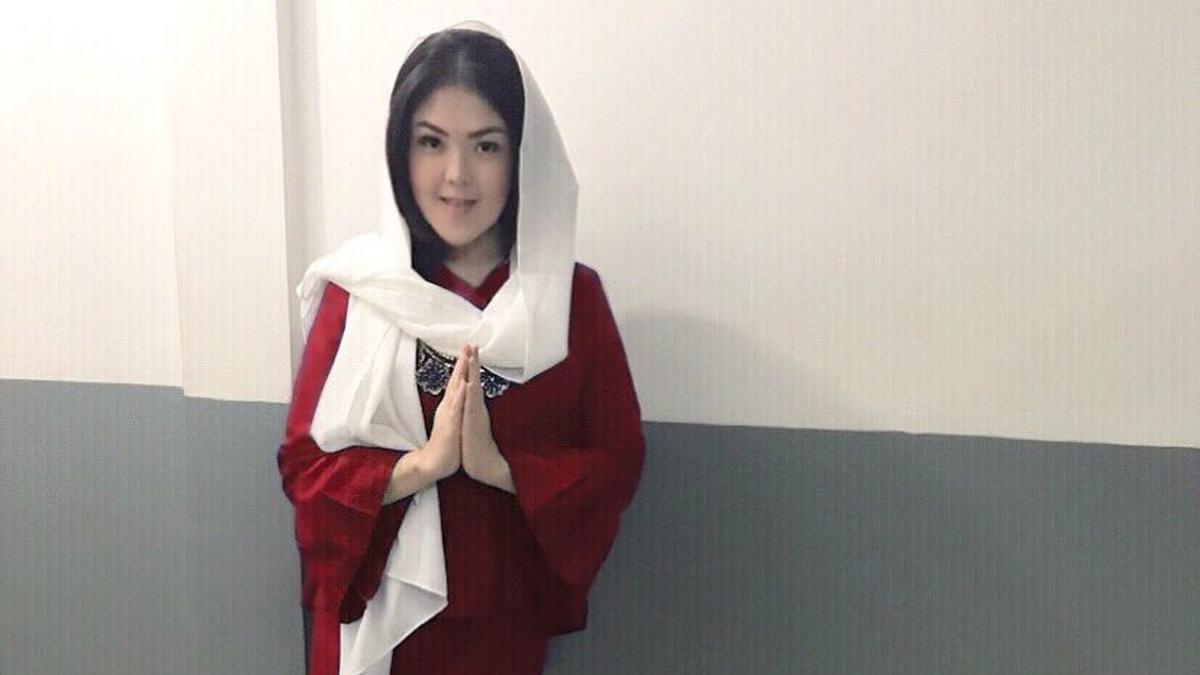Jadi Bakal Caleg di Pemilu 2019, Tina Toon Masih Harus Dites - ShowBiz ...