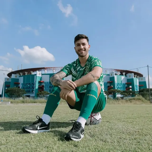 5 Potret Higor Vidal, Gelandang Baru Persebaya dari Brasil - Surabaya ...