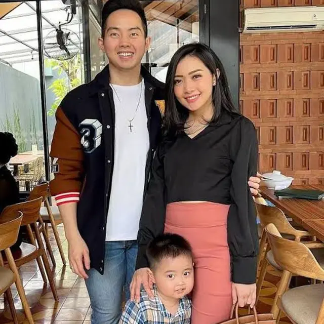 Sosok Lizzebethmua, TikToker dan Ibu dari Baby Clayton yang Viral - Lifestyle Liputan6.com