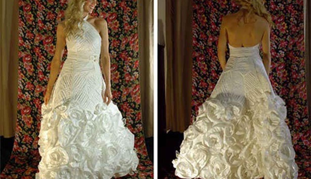 Gaun Pengantin Ini Dibuat Dari Tisu Toilet: Unik & Keren Banget - Photo ...