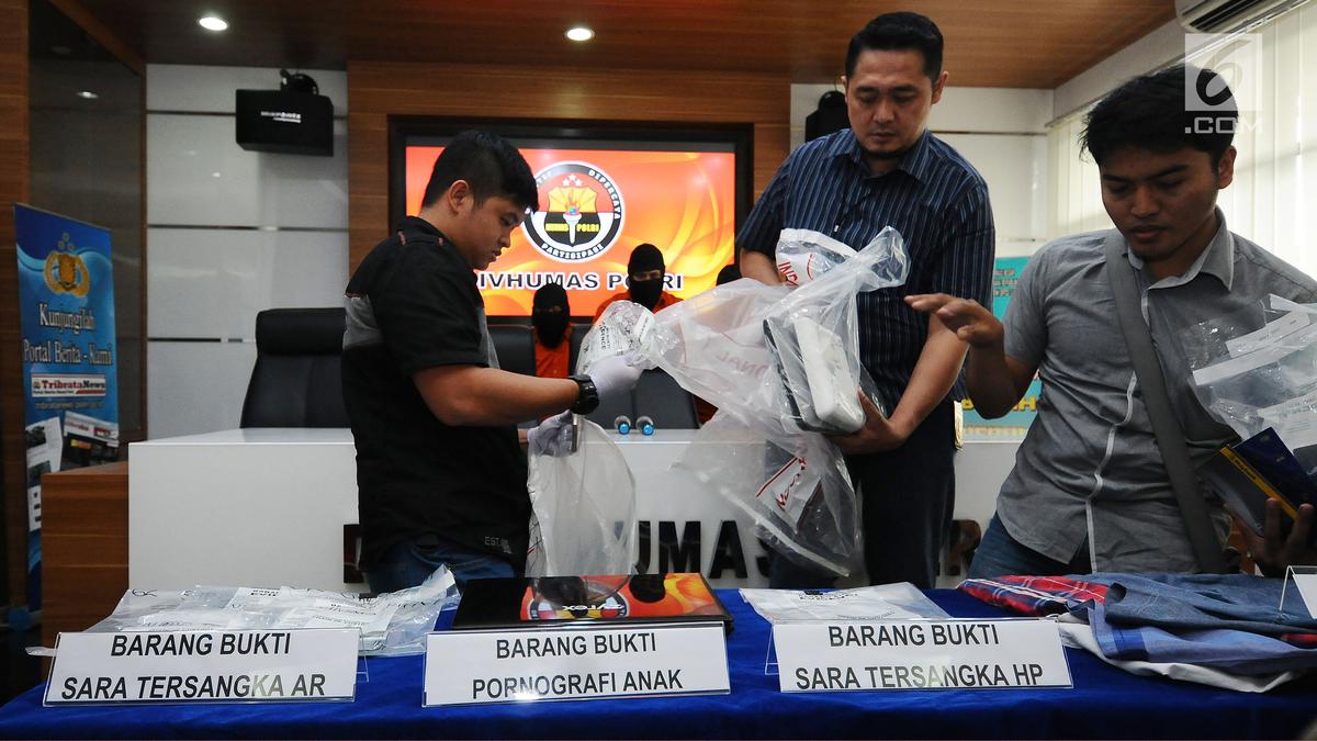 Polisi Ungkap Pelaku Kejahatan Lewat Internet - Foto Liputan6.com