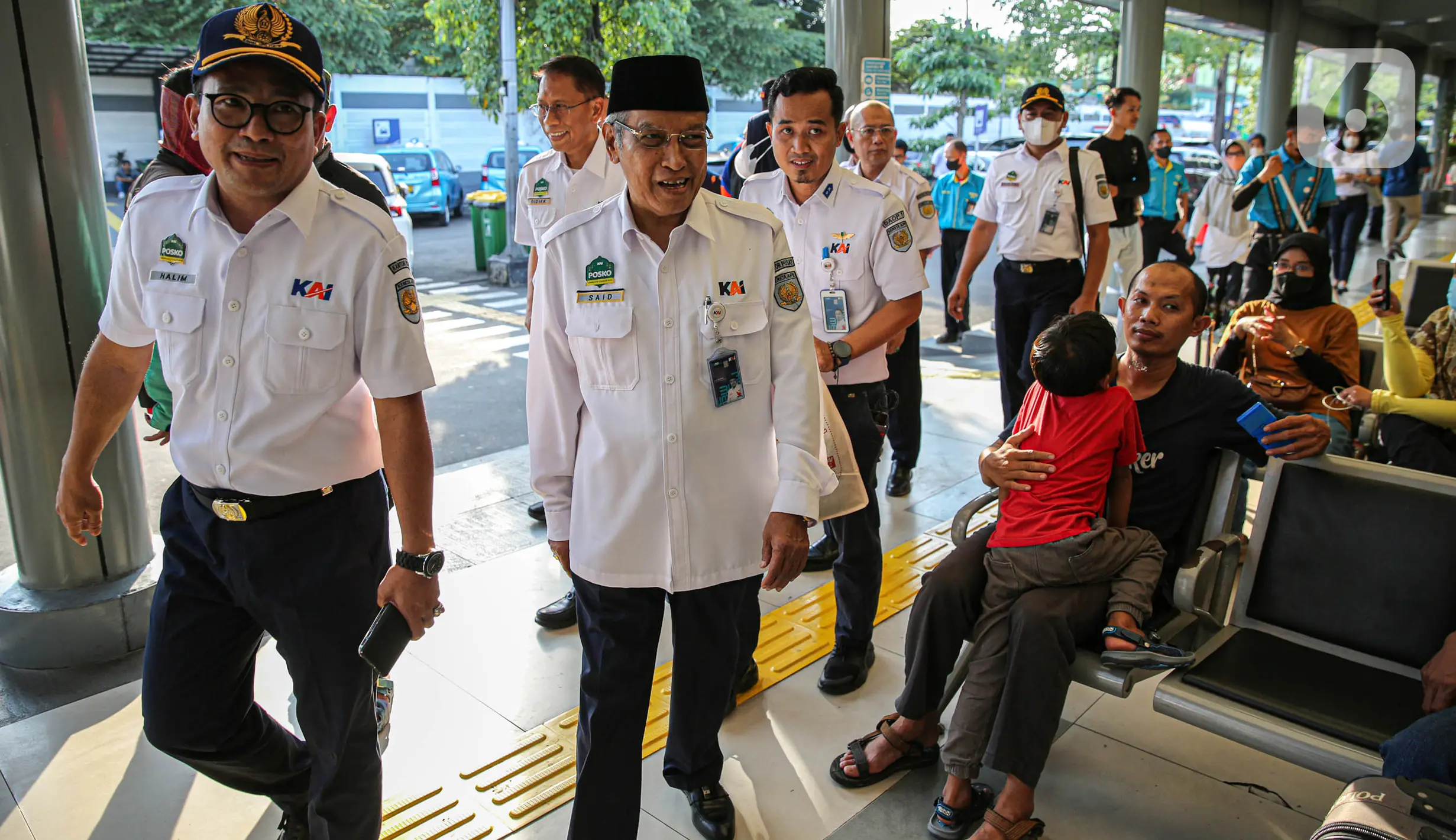 Hari Ini, 23.600 Pemudik Bertolak ke Kampung Halaman dari Stasiun Pasar Senen - Foto Liputan6.com