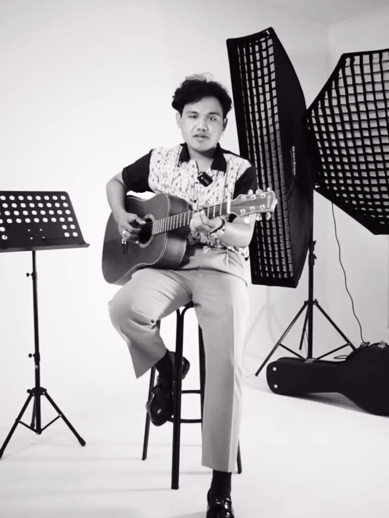 Penyanyi Dimansyah Laitupa Bahas Platform Medsos Baru yang Berpusat ...