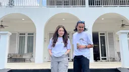 7 Potret Nathalie Holscher dan Ilham Yogi Liburan di Bali, Mengaku Nyaman - Hot Liputan6.com