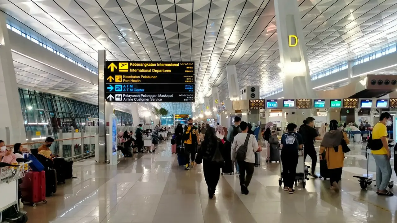 Daftar Terbaru 10 Bandara Terbaik Dunia, Terbanyak Ada di Asia - Bisnis ...