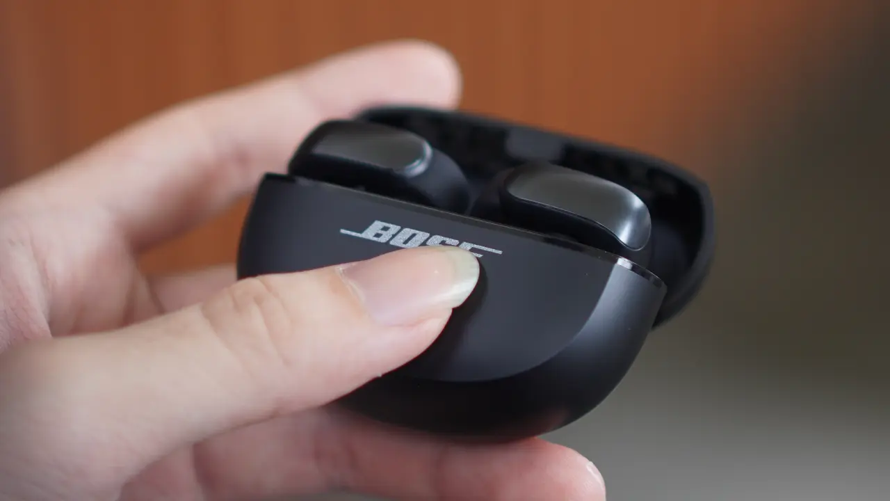 TWS Open Ear Jadi Tren, Bose Ultra Open Earbuds Rilis Harga Rp 5 Jutaan ...