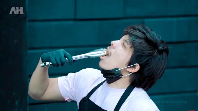 Aurel Ngidam, Ini 7 Momen Atta Halilintar Masak 1.500 Bakso Mercon ...