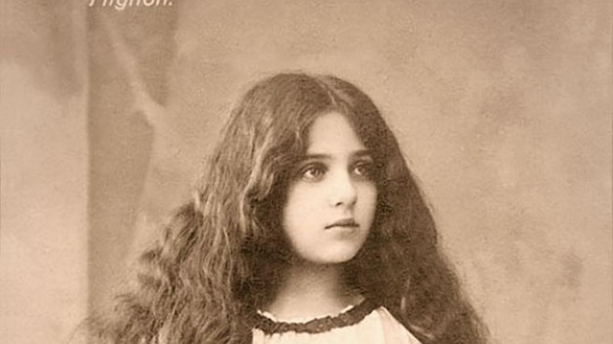 Hubungan Alat Musik Tradisional Bali Mandolin dan Mandarin, Ada Jejak ...