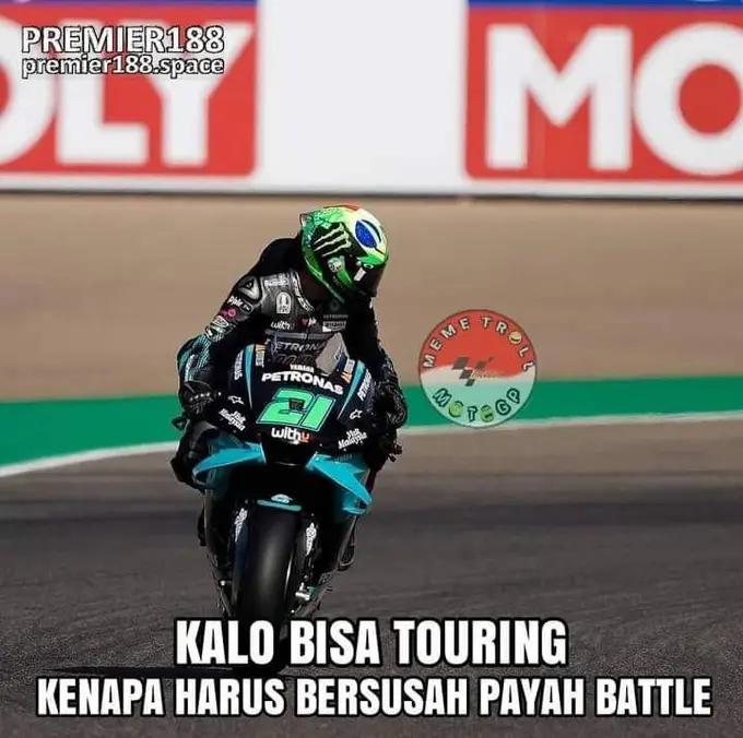 10 Meme Lucu Touring Naik Motor, Absurdnya Kelewatan Sukses Bikin ...