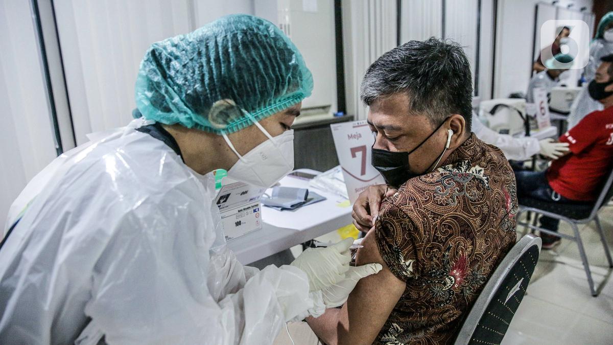 Indonesia Masuk 5 Besar Capaian Vaksinasi COVID-19 di Dunia
