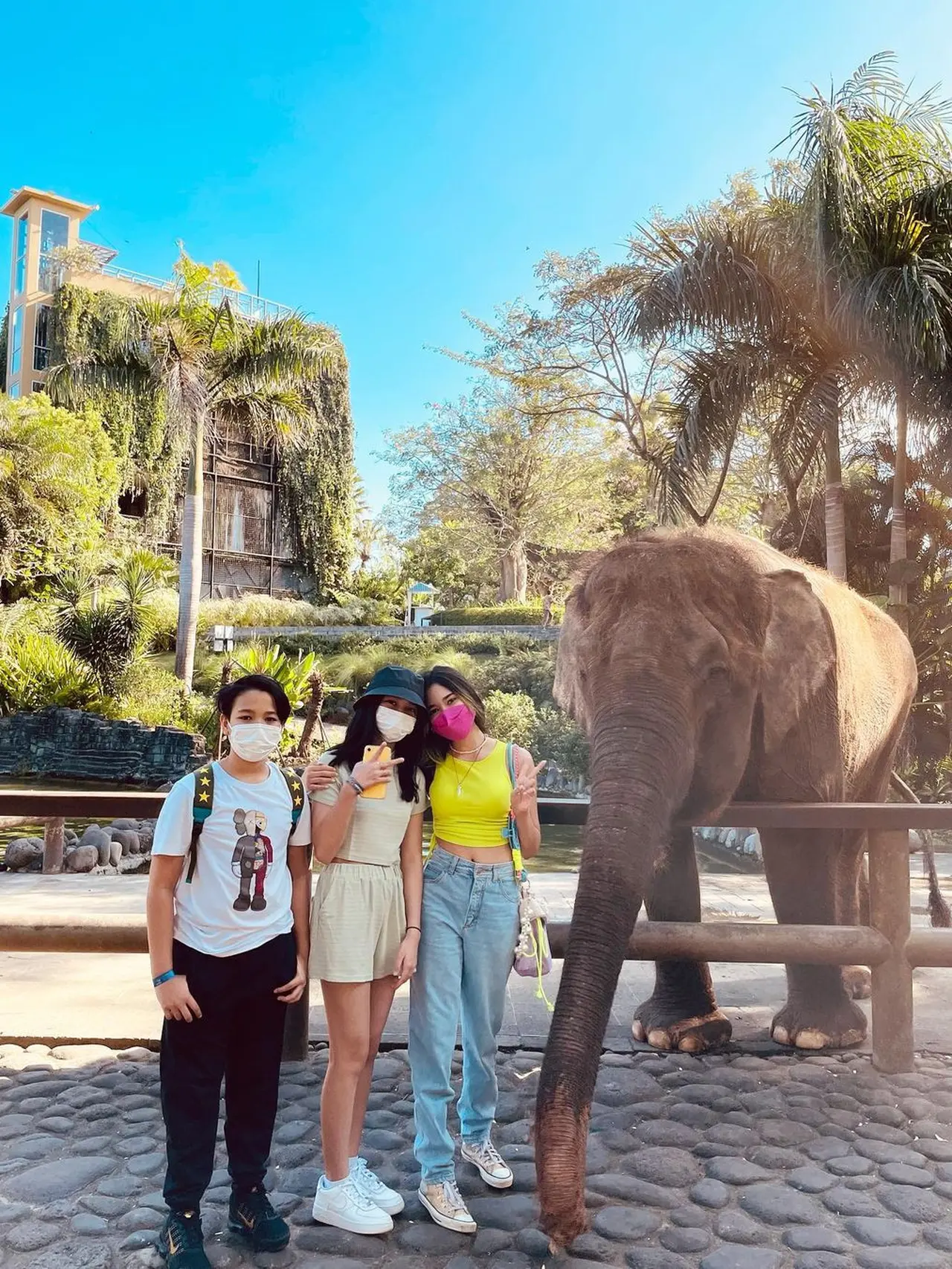 Dulu Dicibir, Ini 6 Potret Harmonis Cut Tari dan Richard Kevin Selama 3 Tahun - Hot Liputan6.com