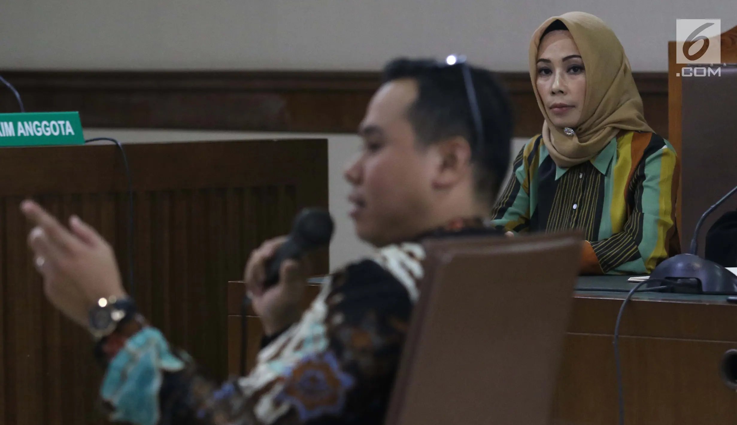 FOTO: Kasus Suap Bowo Sidik, Asty Winasti Jalani Sidang Keterangan Ahli ...
