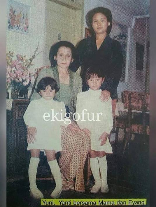 Kenang Masa Indah, Potret Jadul 13 penyanyi Bareng Keluarga - Photo ...