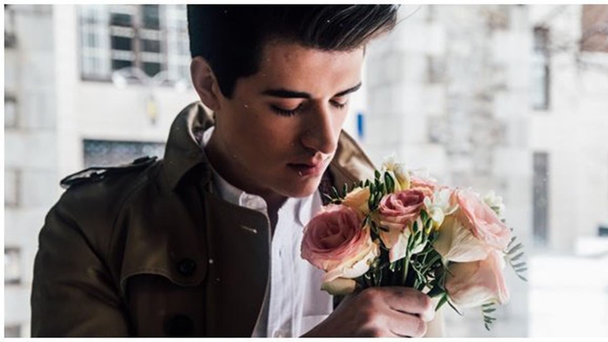 Sebelum Jatuh Hati, Ketahui Dia Tertarik atau Hanya Bersikap Baik ...