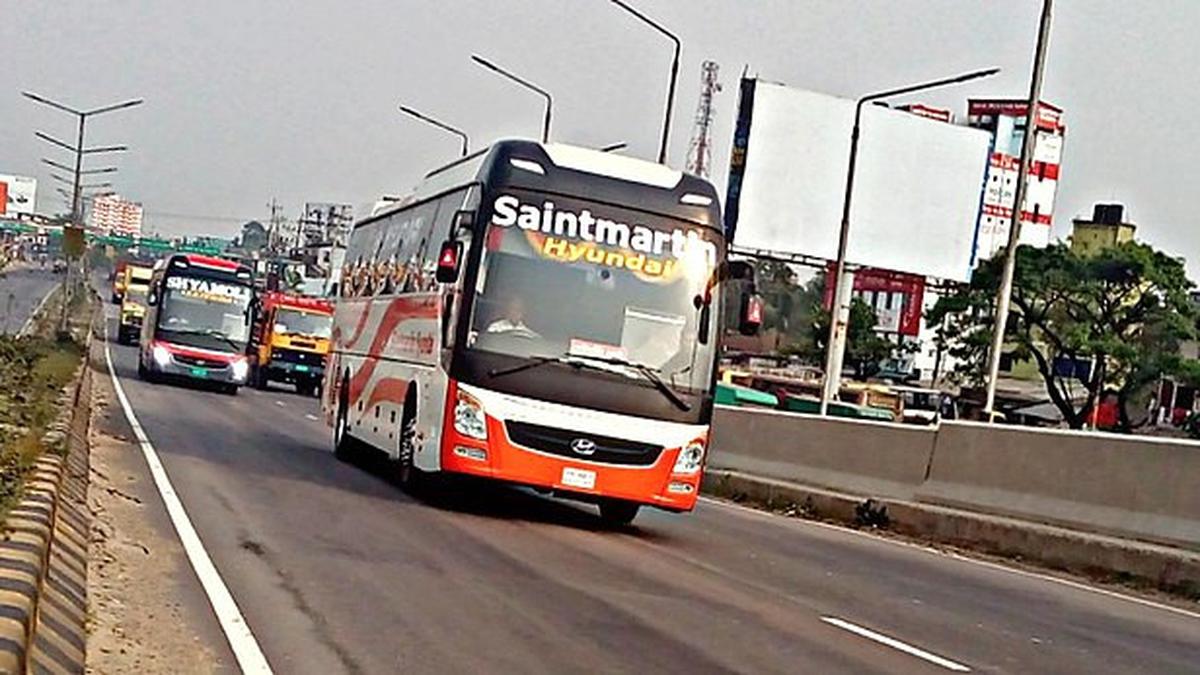 6 Potret Bus di Bangladesh, Punya Livery yang Mirip Banget dengan Model ...