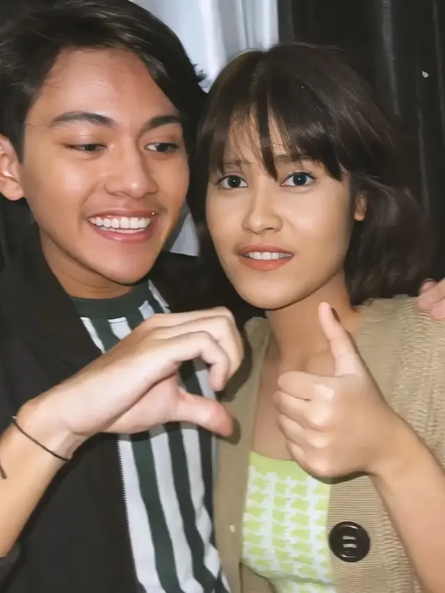 7 Potret Rey Bong dan Ashira Zamita yang Akan Adu Akting Dalam Series Dear Stranger - Hot ...