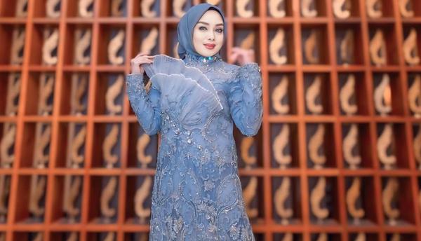 6 Fakta Film Keluarga Super Irit Karya Danial Rifki: Adu Akting Dwi ...