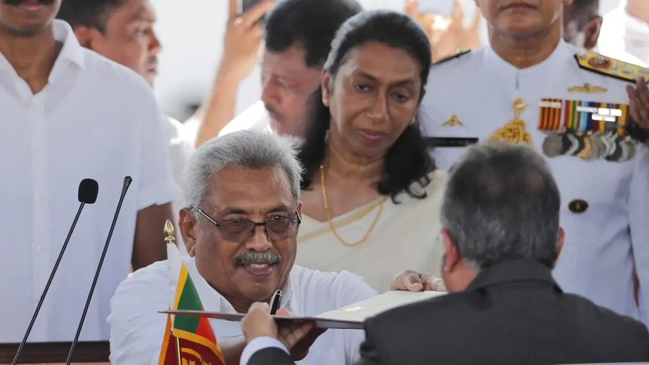 Gotabaya Rajapaksa Kabur ke Maladewa, Siapa Pengganti Presiden Sri ...