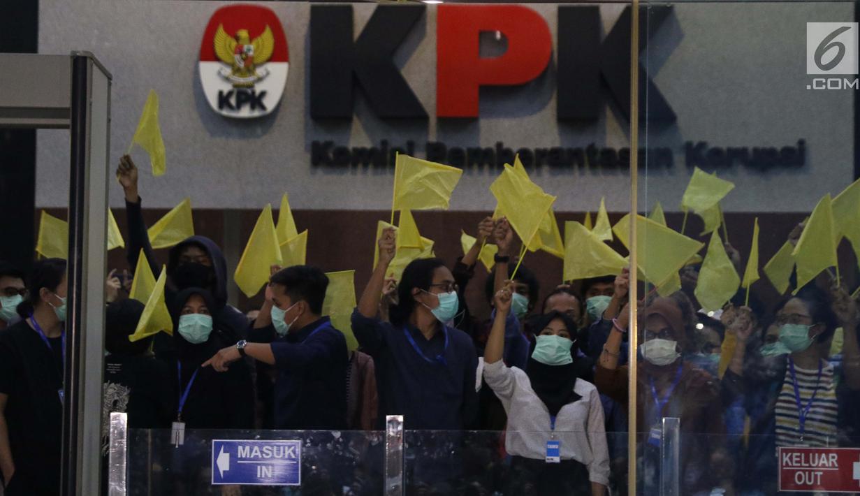 FOTO: Aliansi Masyarakat Sipil Anti Korupsi Nyatakan KPK Telah Mati ...