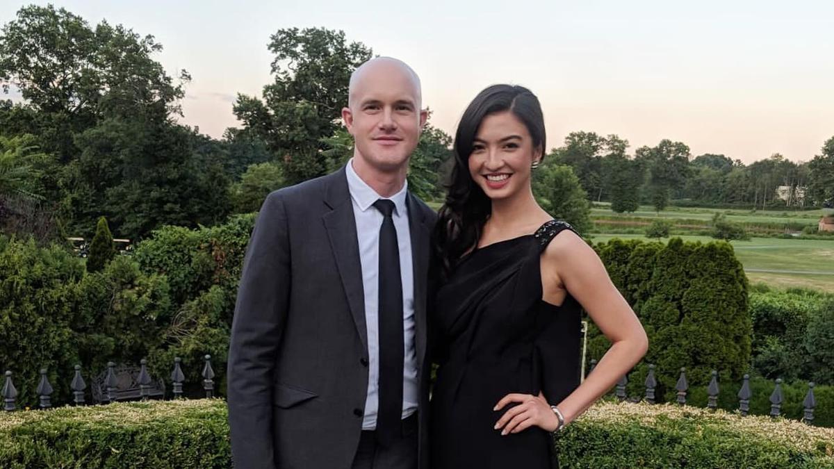 Raline Shah Klarifikasi Isu Pernah Dinikahi Brian Armstrong: Ini ...