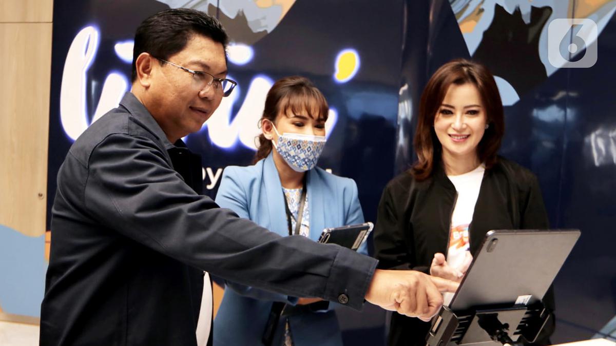 Perkuat Layanan Digital, Bank Mandiri Hadirkan 241 Cabang Digital - On ...