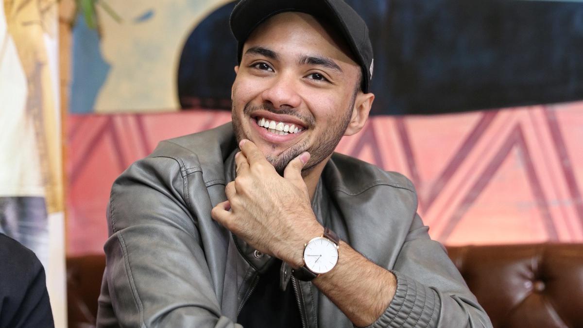 Refal Hady Selalu Pakai Topi Sejak Usia 8 Tahun - Photo Fimela.com