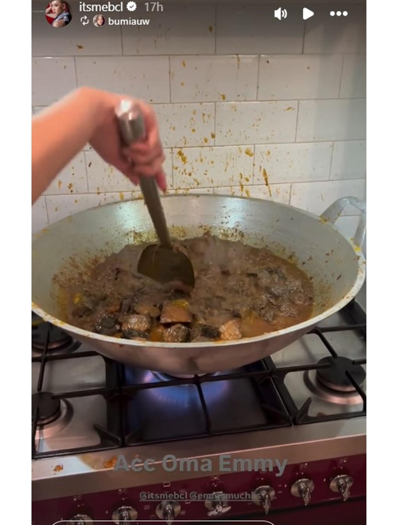 6 Potret BCL Masak Rendang Jelang Lebaran 2026, Tradisi Tahunan Bareng ...