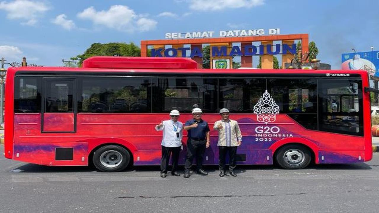 Emiten Bakrie Group VKTR Suplai 80 Bus Listrik Transjakarta hingga 2026