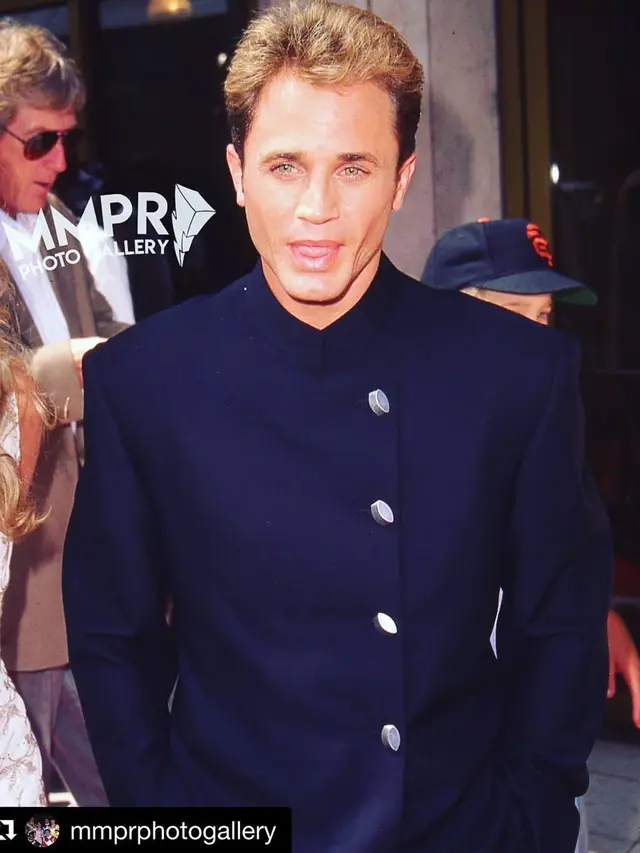 6 Potret Terbaru David Yost, Pemeran Power Rangers Biru yang Awet Muda ...