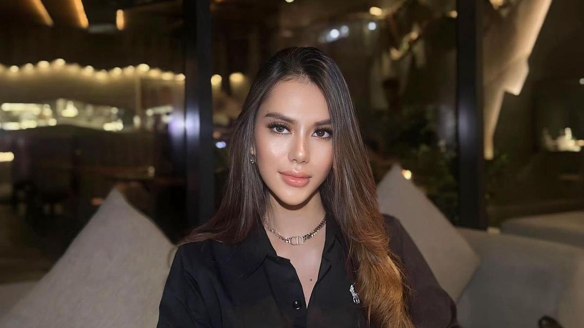 Model Cantik Avril Quenn Geluti Bisnis Desain Interior dan Kontraktor ...