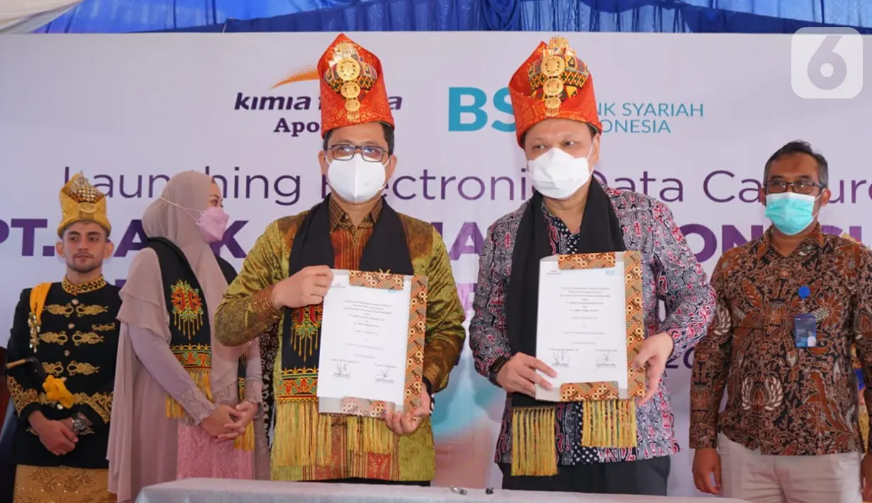 FOTO: Kemudahan Bertransaksi dengan Layanan Syariah - Foto Liputan6.com