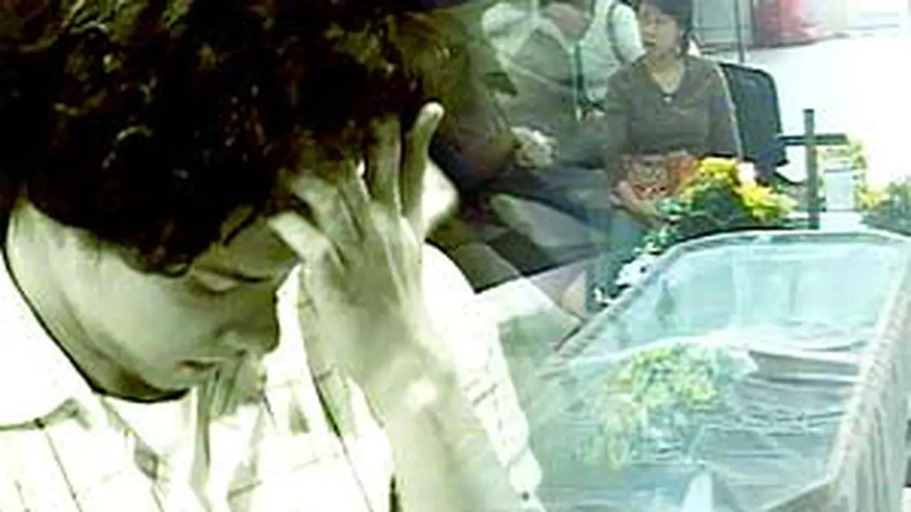 Ayah Wafat, Nicholas Saputra di Amrik - ShowBiz Liputan6.com