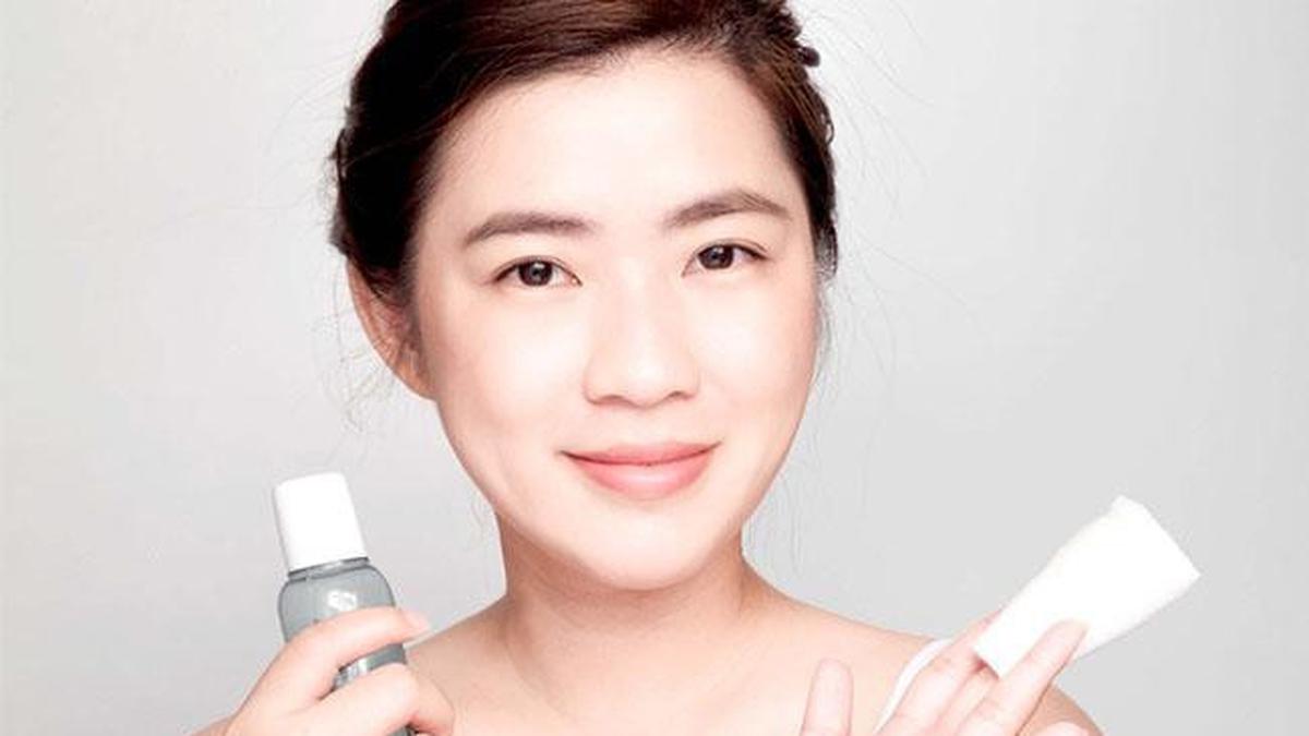 Ingin Glowing Ala Artis Korea? Intip 5 Tips Penggunaan Toner Agar Wajah ...
