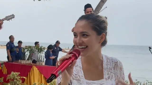 Fakta Menarik Juliette Angela, Penyanyi Keroncong yang Jadi Sorotan ...