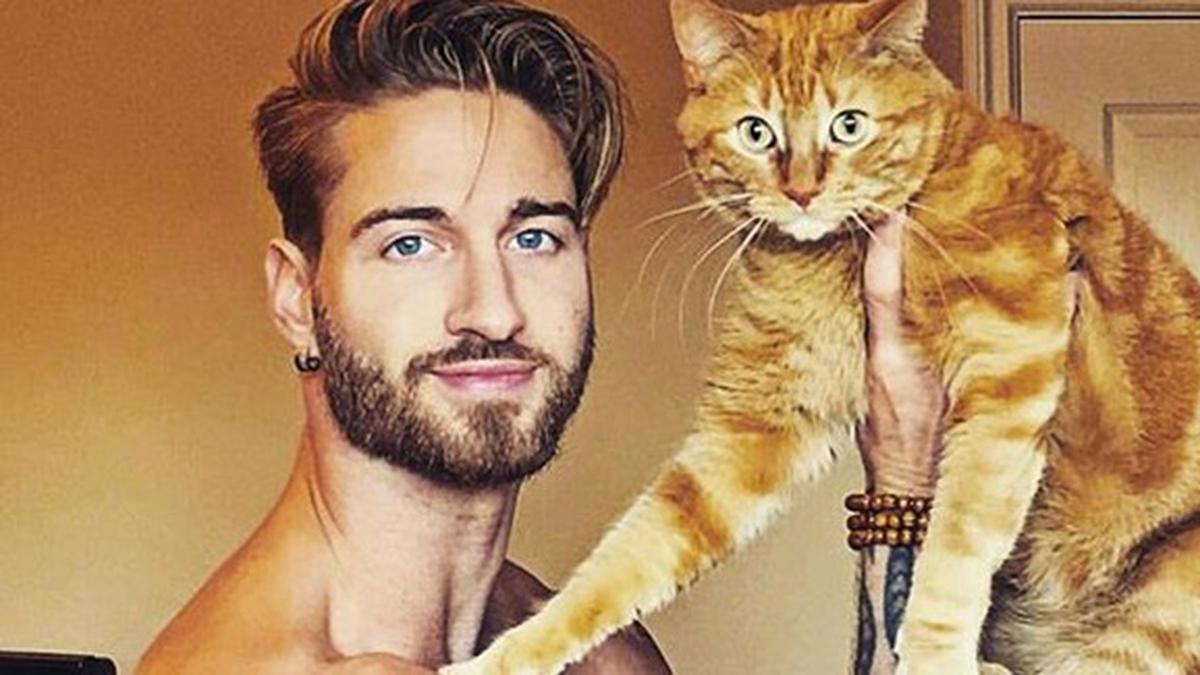 Meow! Cowok-Cowok Ganteng Dengan Kucing Peliharaannya Ini Bikin Meleleh ...