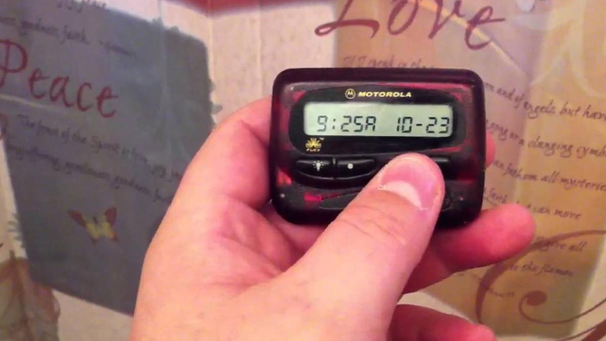 Nostalgia Romansa Pesan Pager, Si Kecil Mungil yang Penuh Kenangan ...