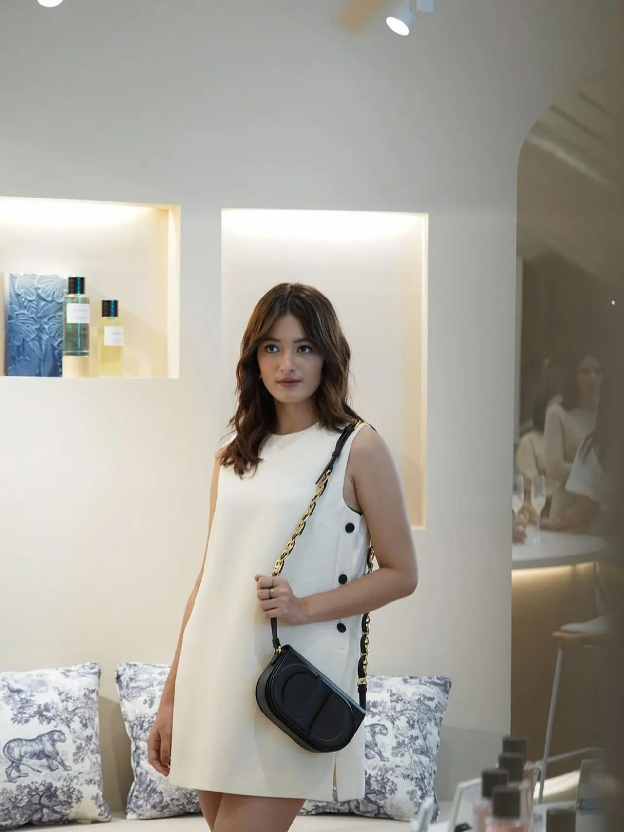 6 Inspirasi OOTD Tampil Manis ala Mawar Eva, Ada Pilihan gaya untuk Nongkrong Hingga Ngedate ...