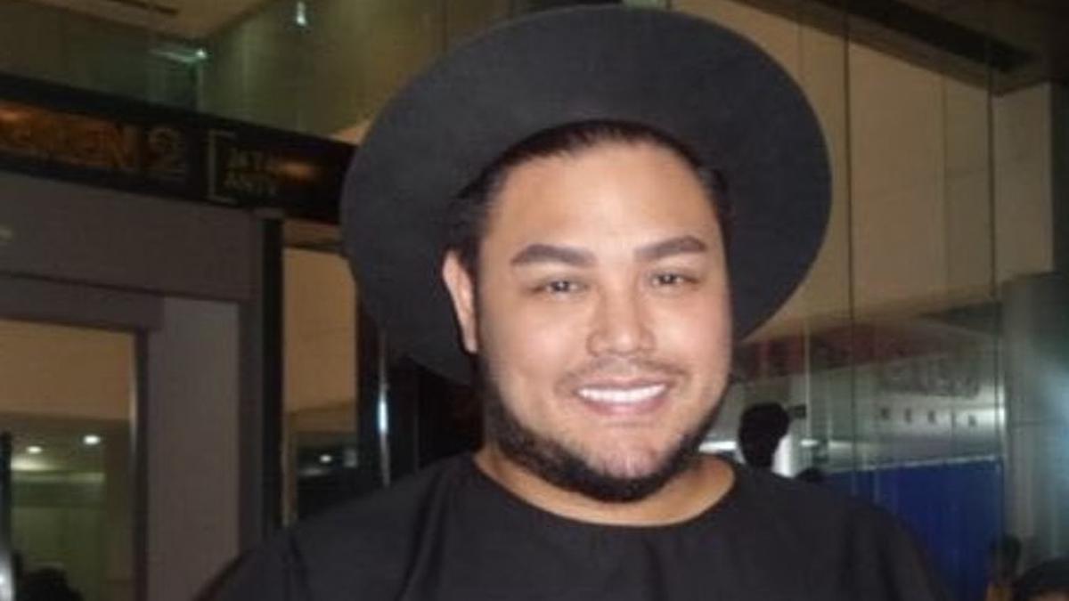 Pajang Foto Viral Mirip Virgoun, Ivan Gunawan Minta Maaf dan Mengaku ...