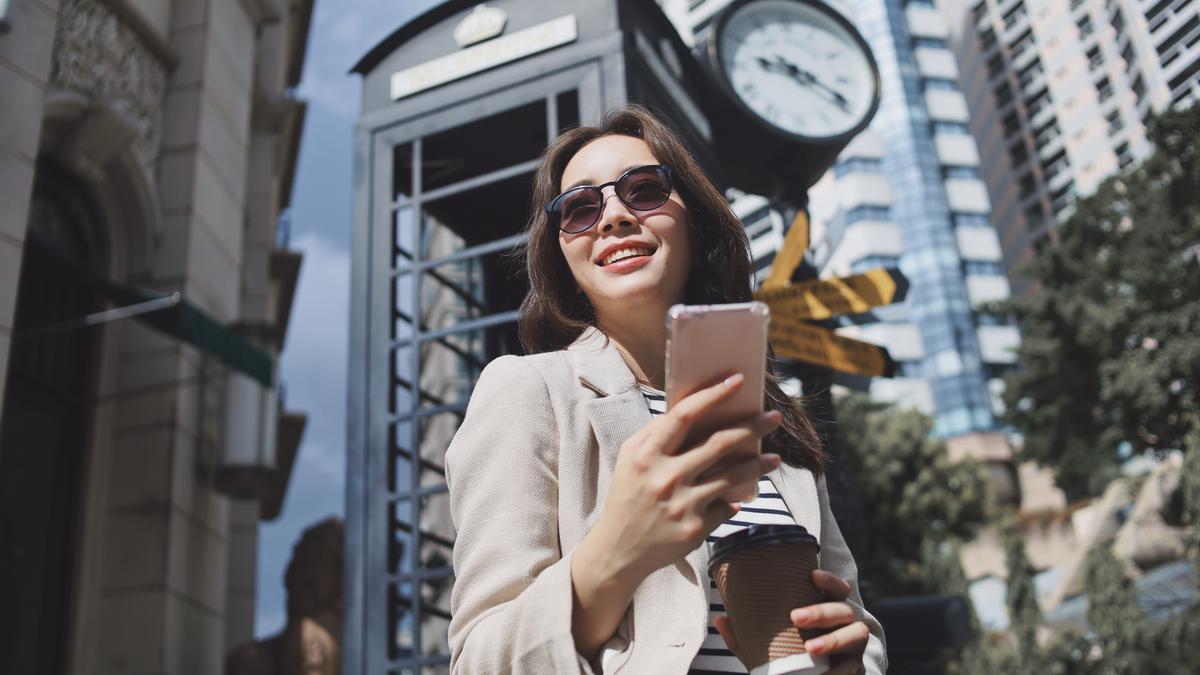 7 Tanda Orang Memiliki Aura Positif yang Mudah Bahagia di Hidupnya - Lifestyle Fimela.com